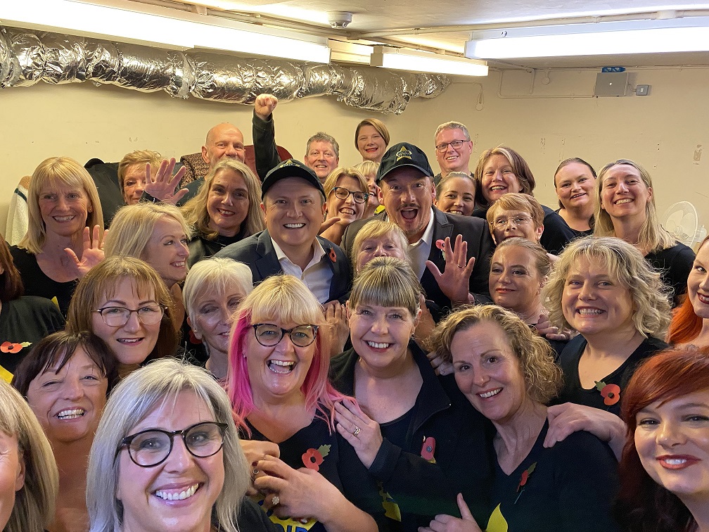 Russell Watson & Aled Jones - Rock Choir